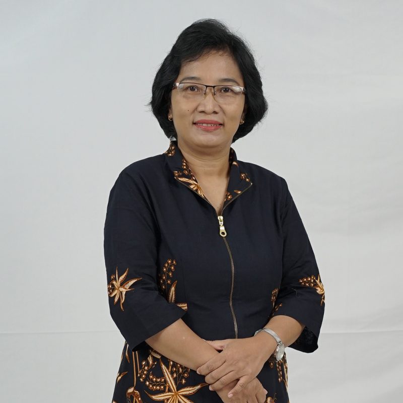 Guru dan Karyawan – SMA Kristen Petra 5